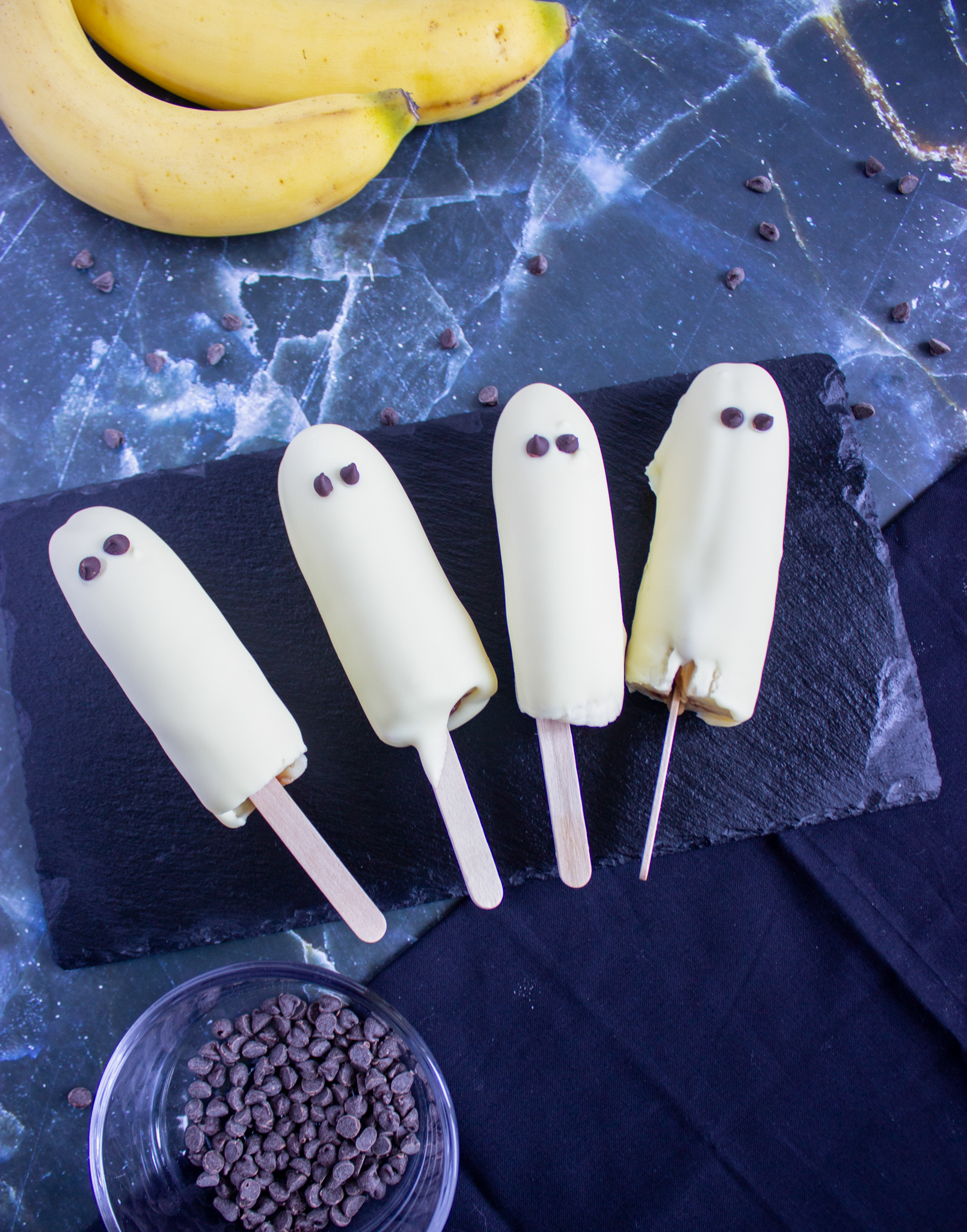 Frozen Banana Ghost Pops for Halloween